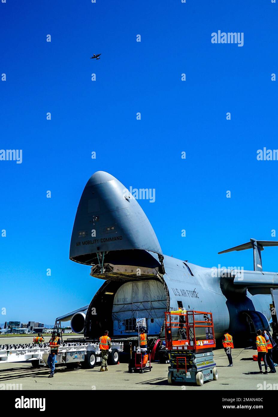Loadmasters from the 60th Air Mobility Wing and Lockheed Martin Space ...