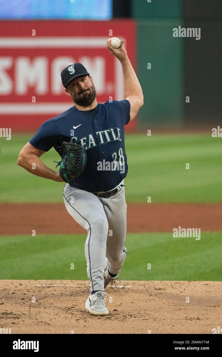 Seattle Mariners starting pitcher Robbie Ray delivers against the ...