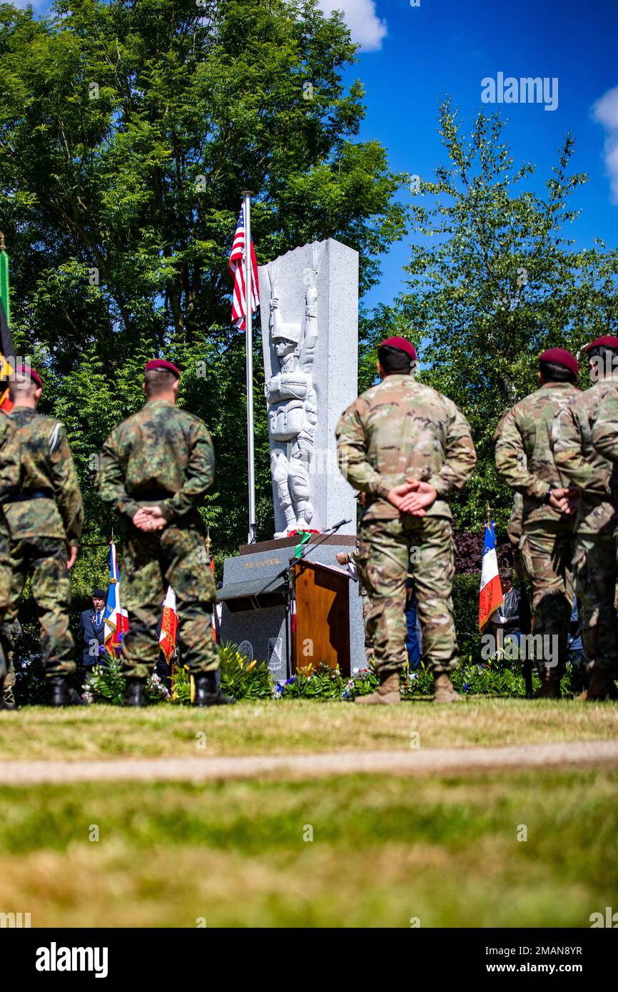 The commune of Amfreville honors the 507th Parachute Infantry Regiment ...