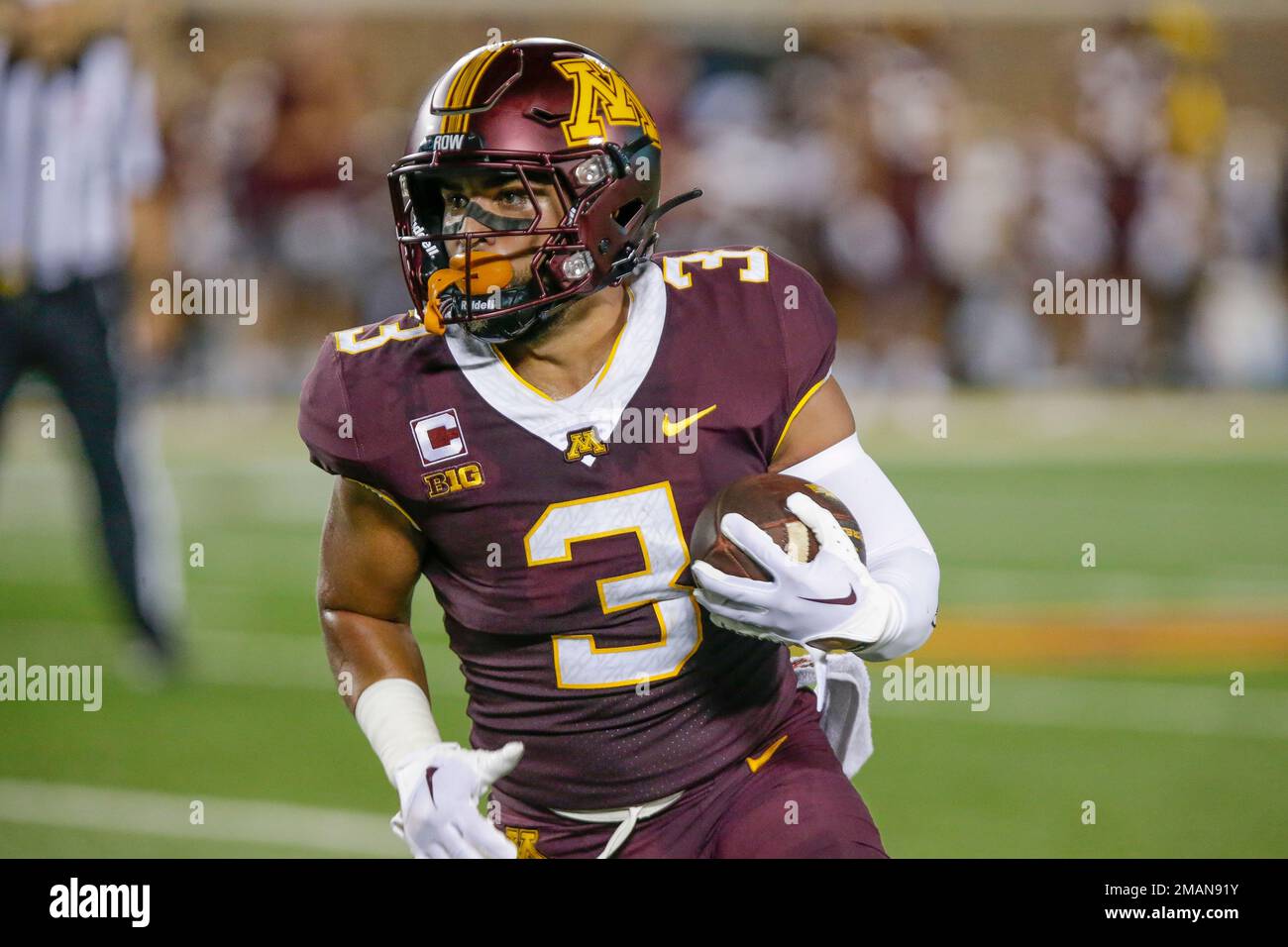 Minnesota running back Trey Potts plays during an NCAA football game on ...