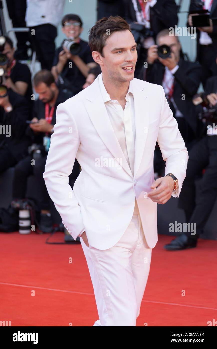 Nicholas Hoult 2022