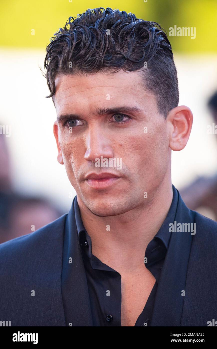Jaime Lorente poses for photographers upon arrival at the premiere of ...