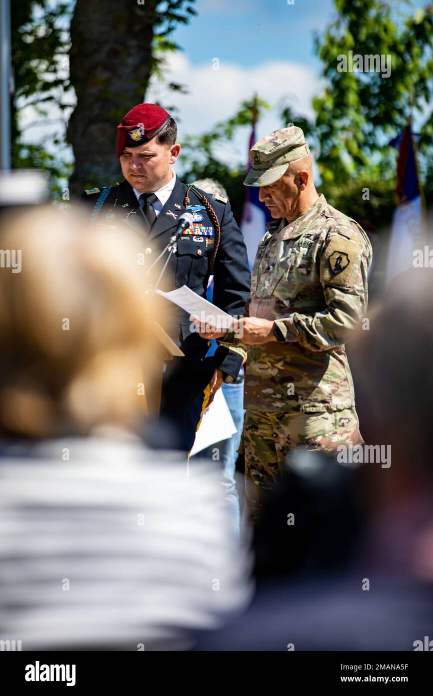 507th parachute infantry regiment hi-res stock photography and images ...