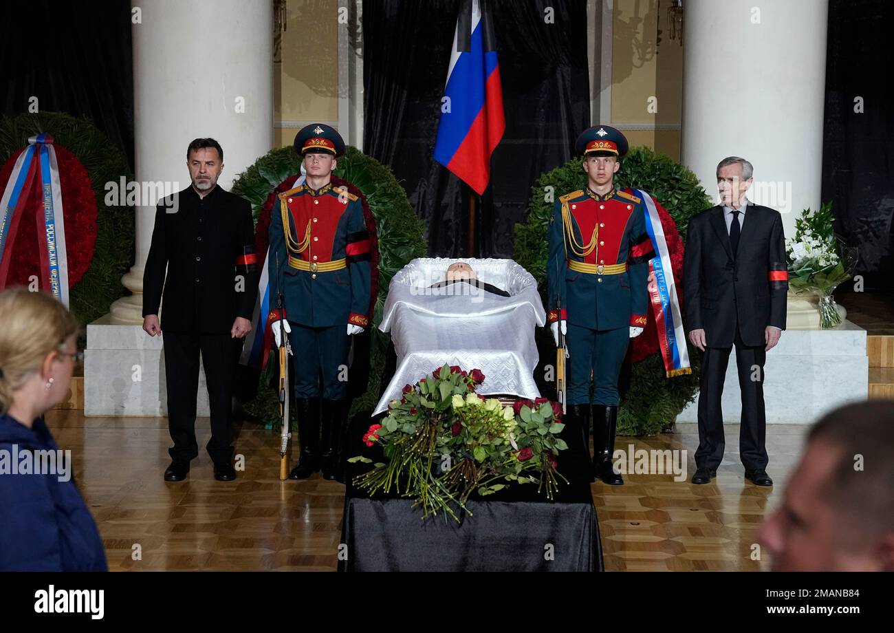 Honour guards stand by the coffin of former Soviet President Mikhail ...