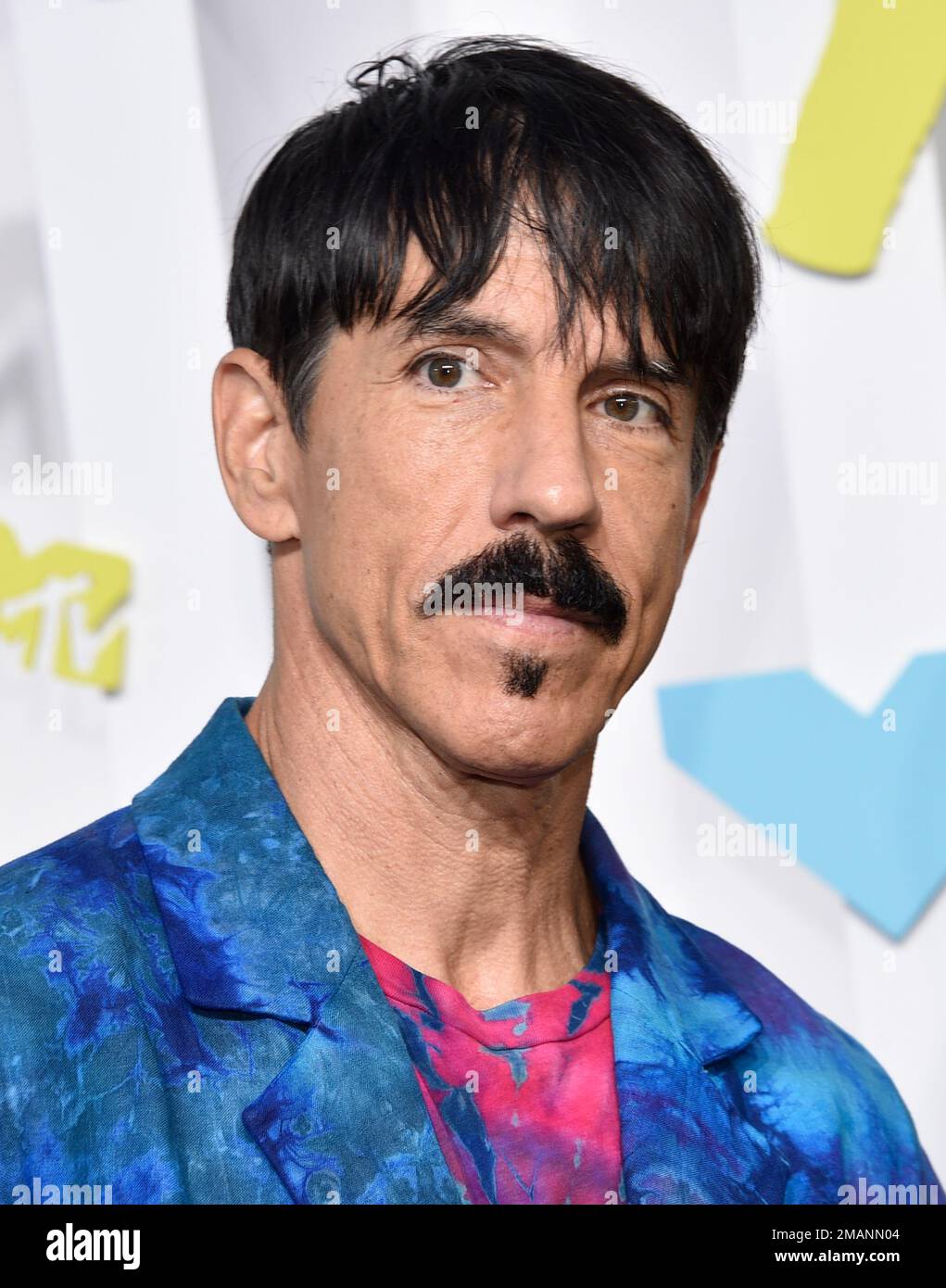 Anthony Kiedis from the Red Hot Chili Peppers arrives at the MTV Video ...