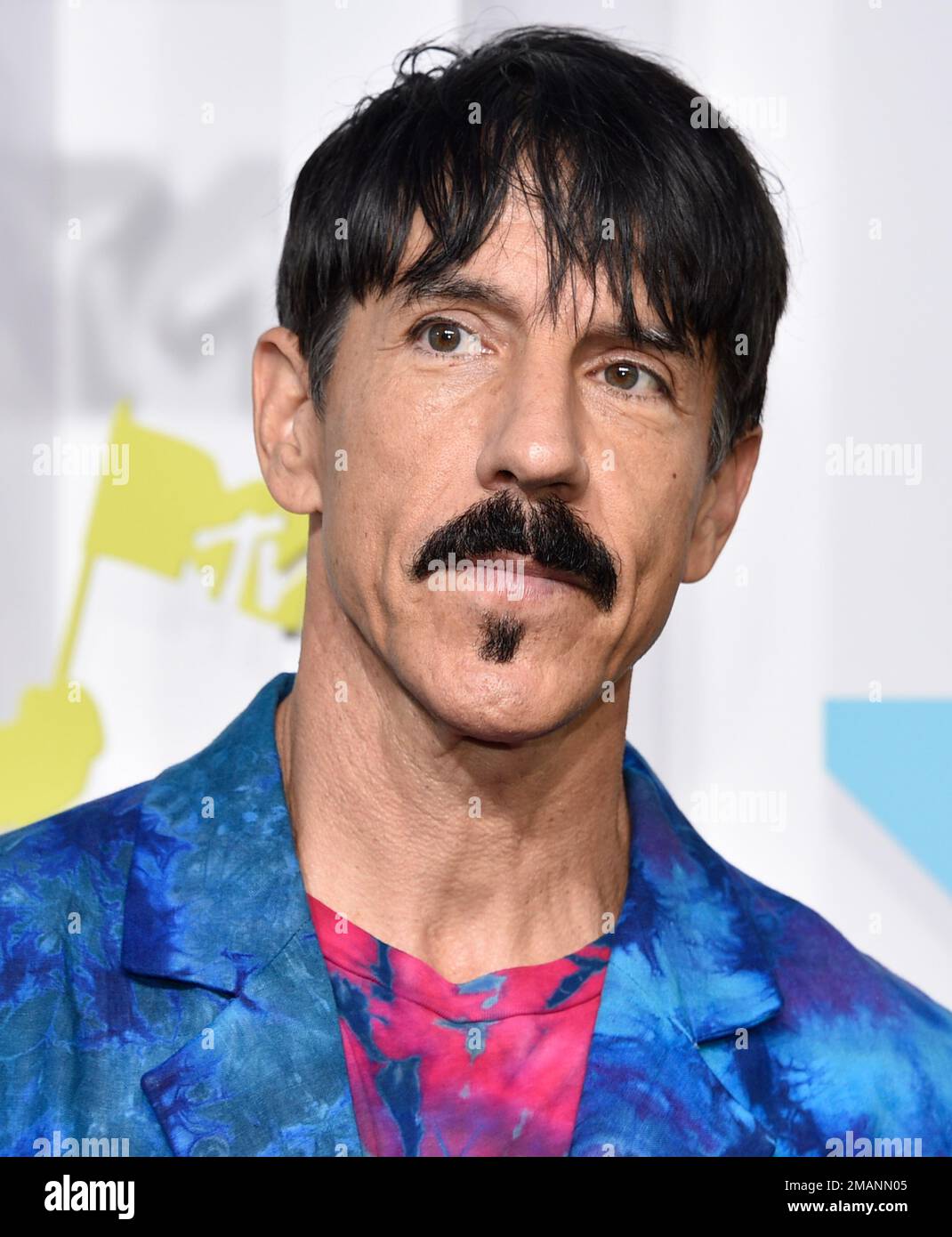 Anthony Kiedis from the Red Hot Chili Peppers arrives at the MTV Video ...