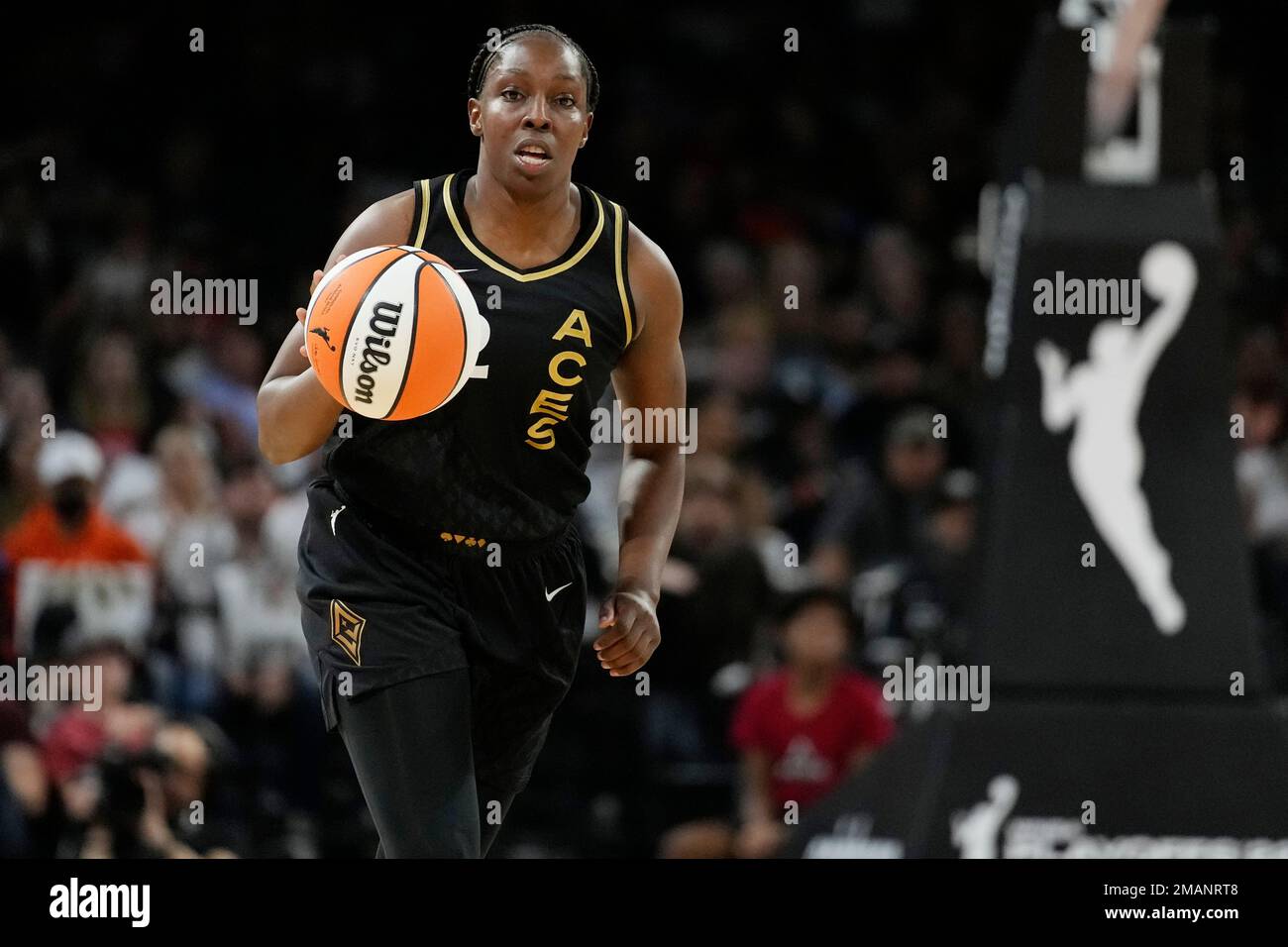 Las Vegas Aces guard Chelsea Gray (12) plays against the Seattle Storm ...