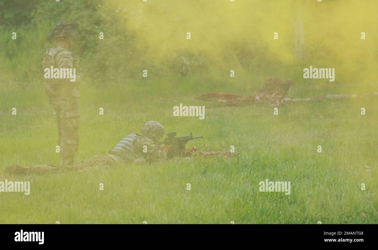Cadets with the United States Military Academy conduct a team live fire ...
