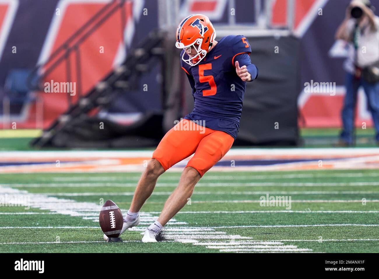 Illinois place kicker Caleb Griffin kicks off during an NCAA college ...
