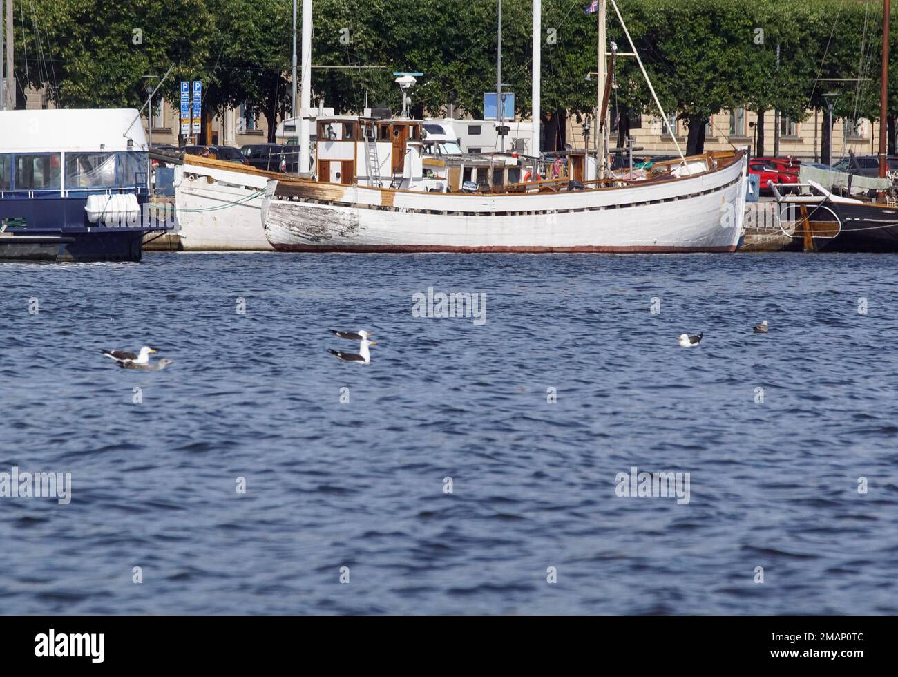 View harbor several boats hi-res stock photography and images - Alamy