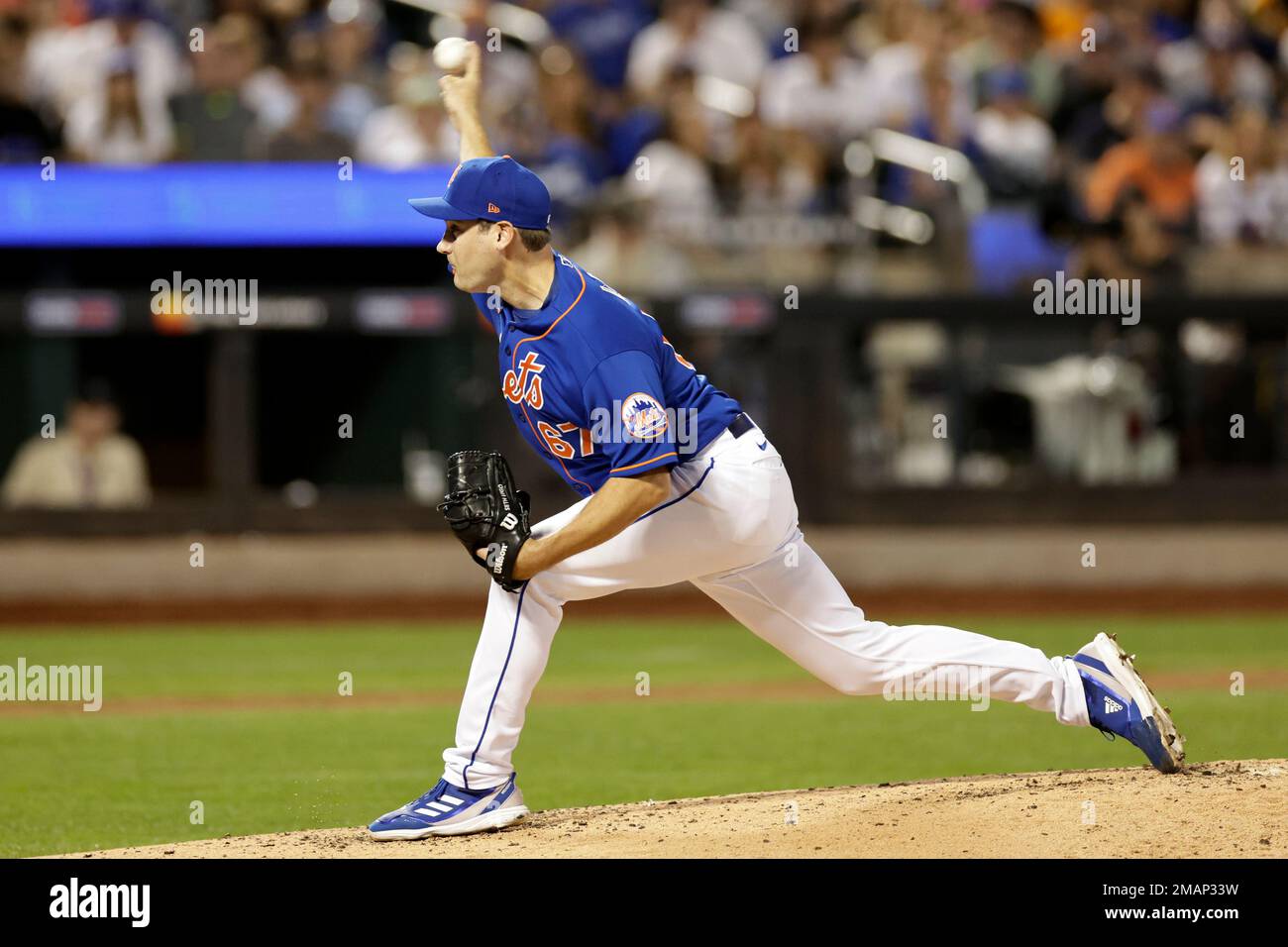 New York Mets pitcher Seth Lugo (67) throws during the sixth inning of ...
