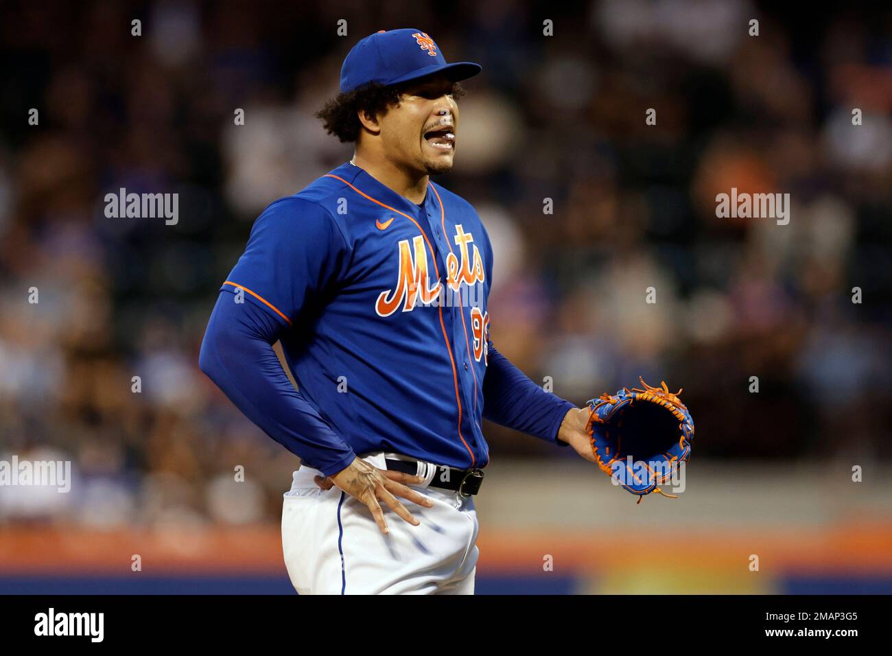 New York Mets pitcher Taijuan Walker (99) reacts during the first ...