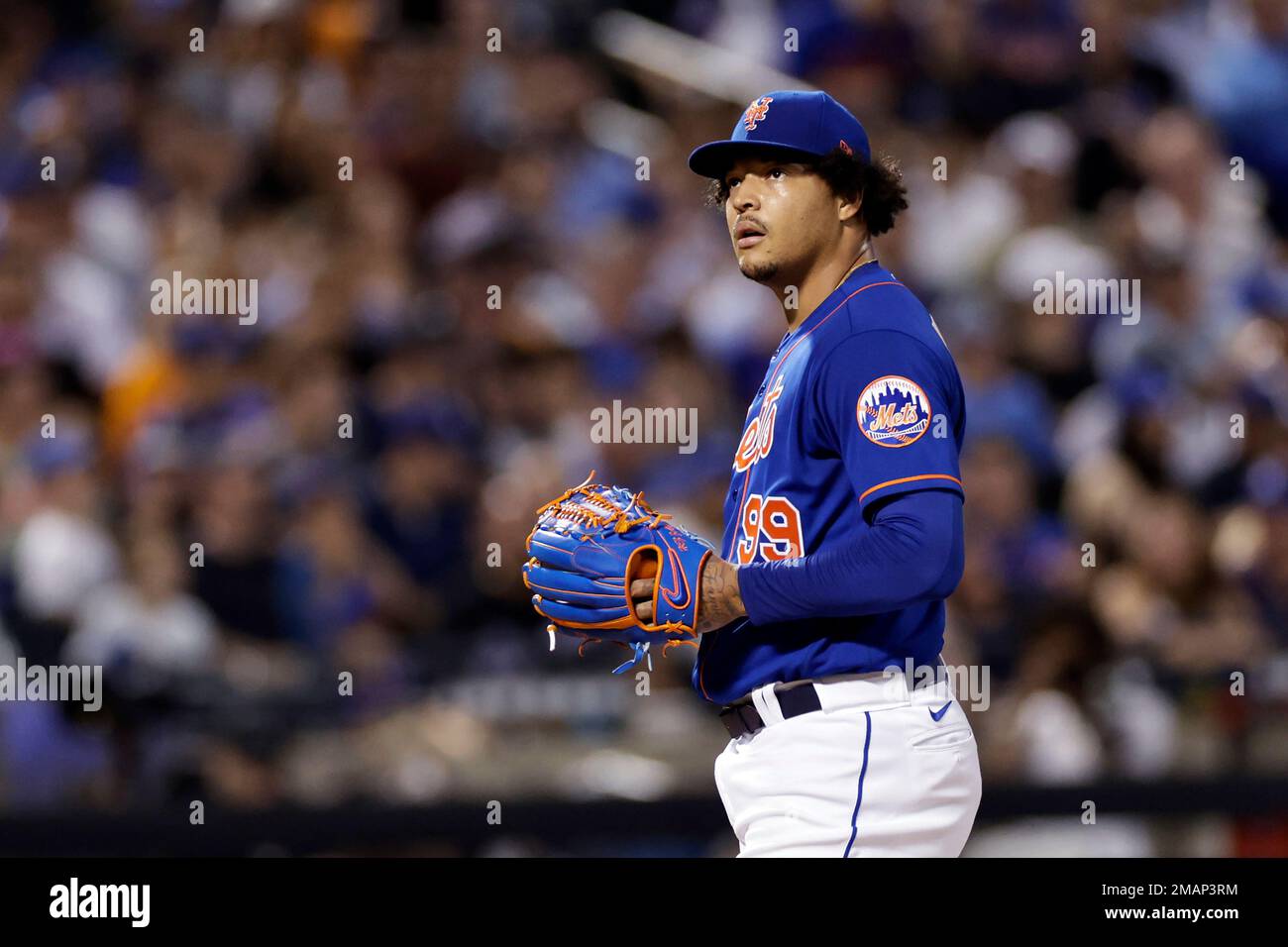 New York Mets pitcher Taijuan Walker reacts during the second inning of the team's baseball game ...