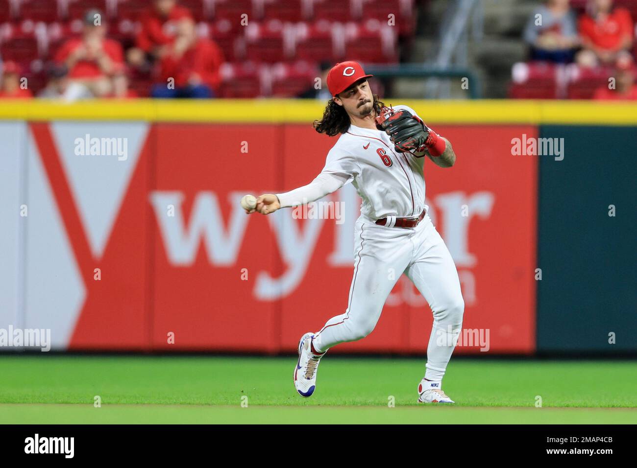 Cincinnati Reds' Jonathan India fields the ball and throws during a ...