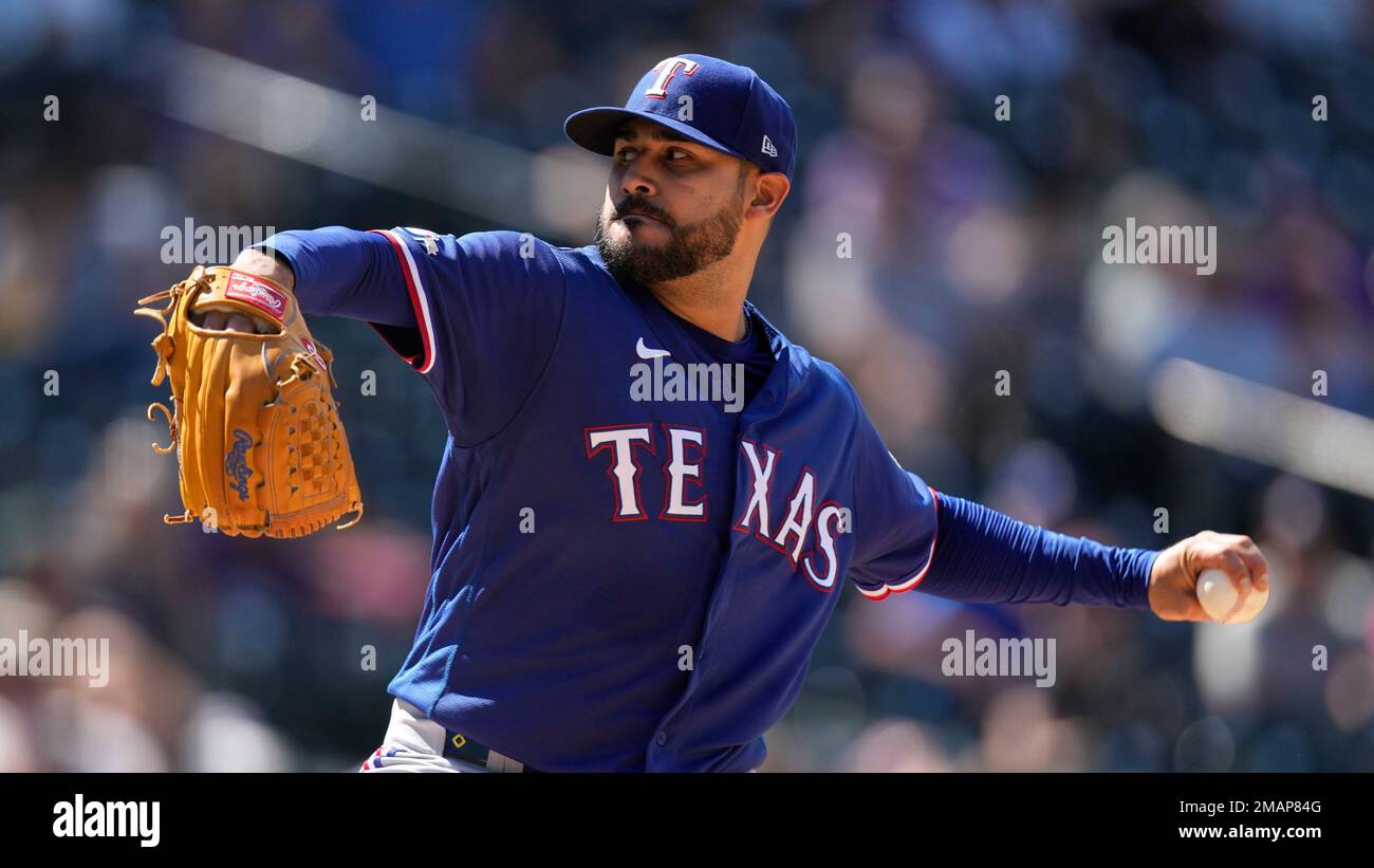 Texas Rangers starting pitcher Martin Perez (54) in the sixth inning of ...