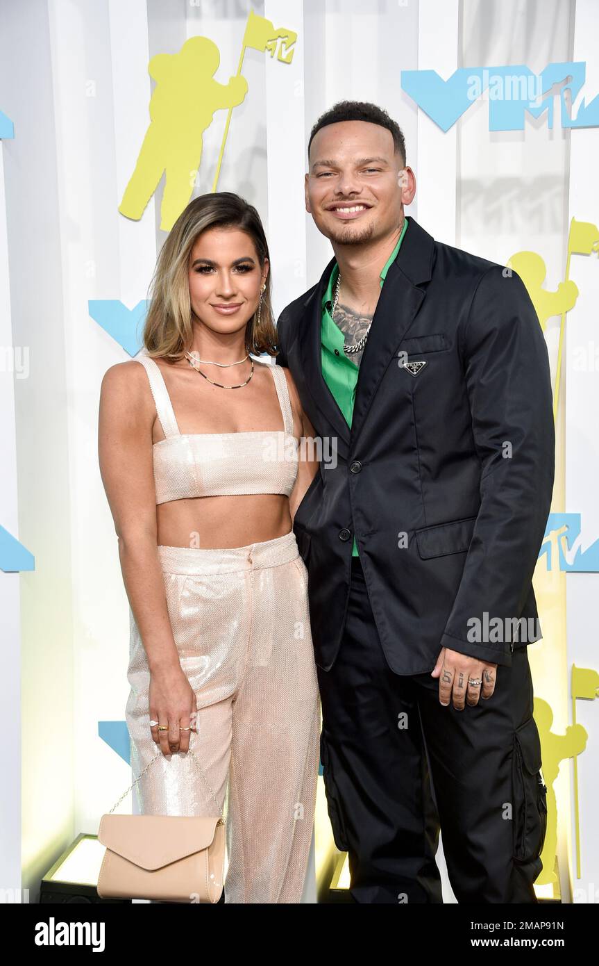 Kane Brown, right, and wife Katelyn Jae Brown arrive at the MTV Video ...