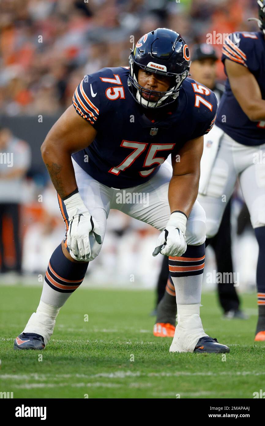 Chicago Bears offensive tackle Larry Borom (75) lines up for a play ...