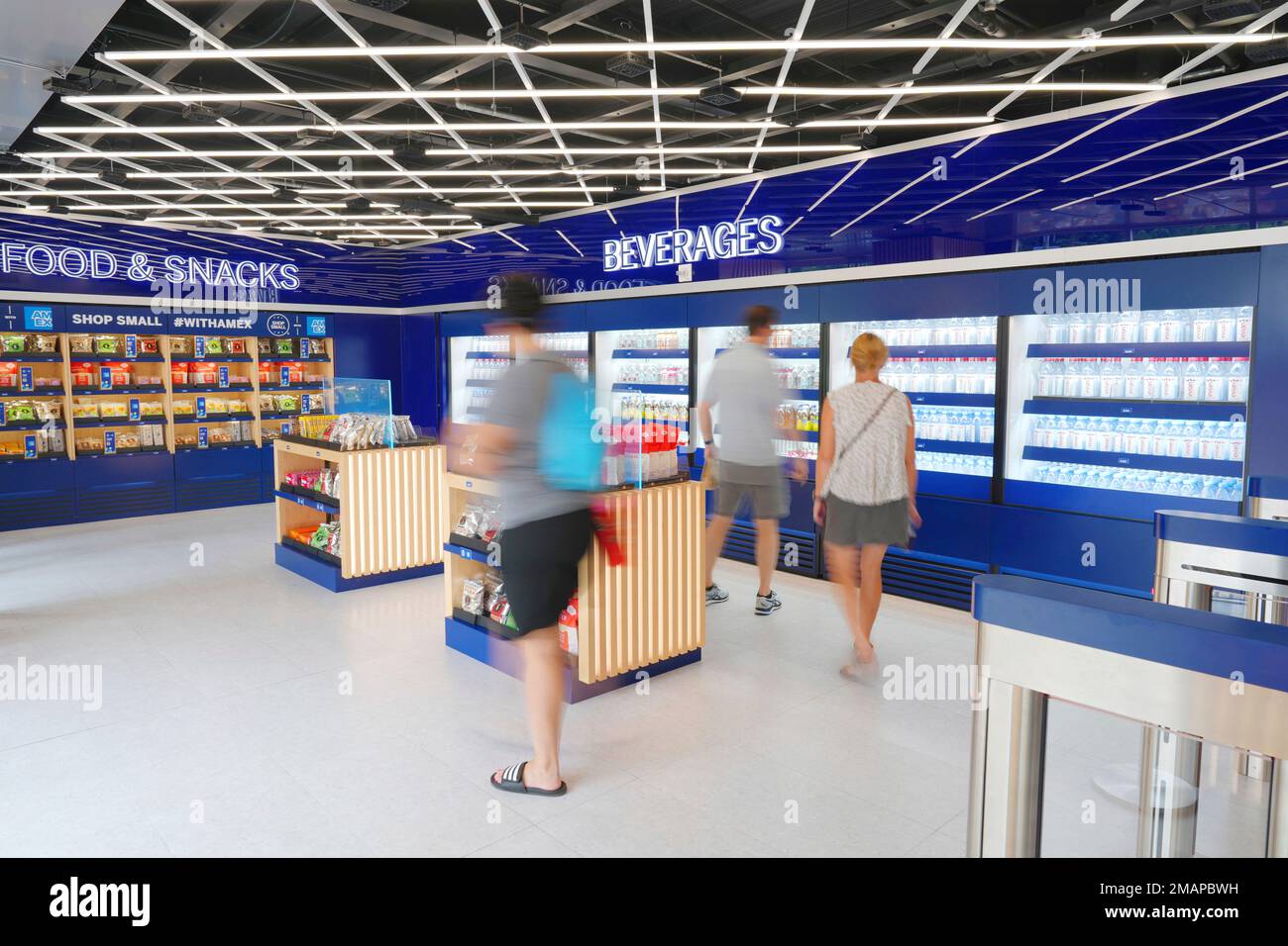 IMAGE DISTRIBUTED FOR AMERICAN EXPRESS - American Express Card Members ...