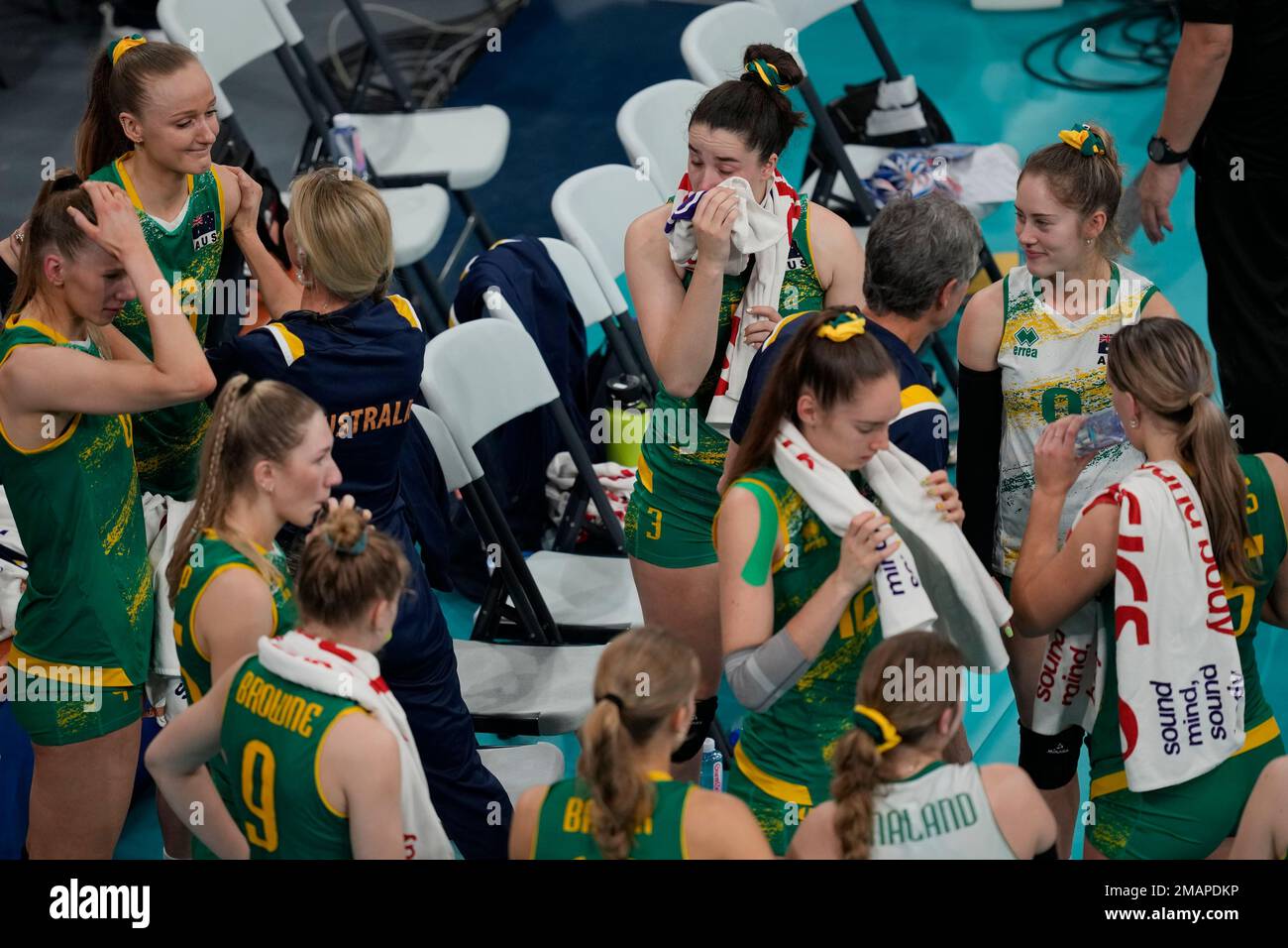 Australian team reacts after losing their medal round match against ...