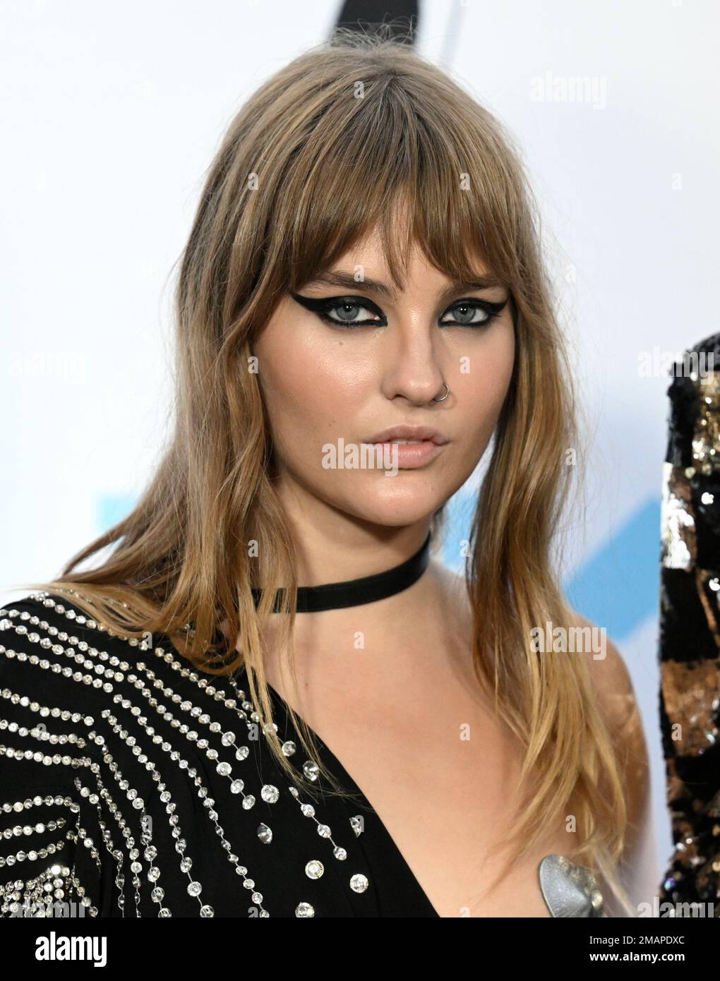 Victoria De Angelis, of Maneskin, winner of the best alternative award ...