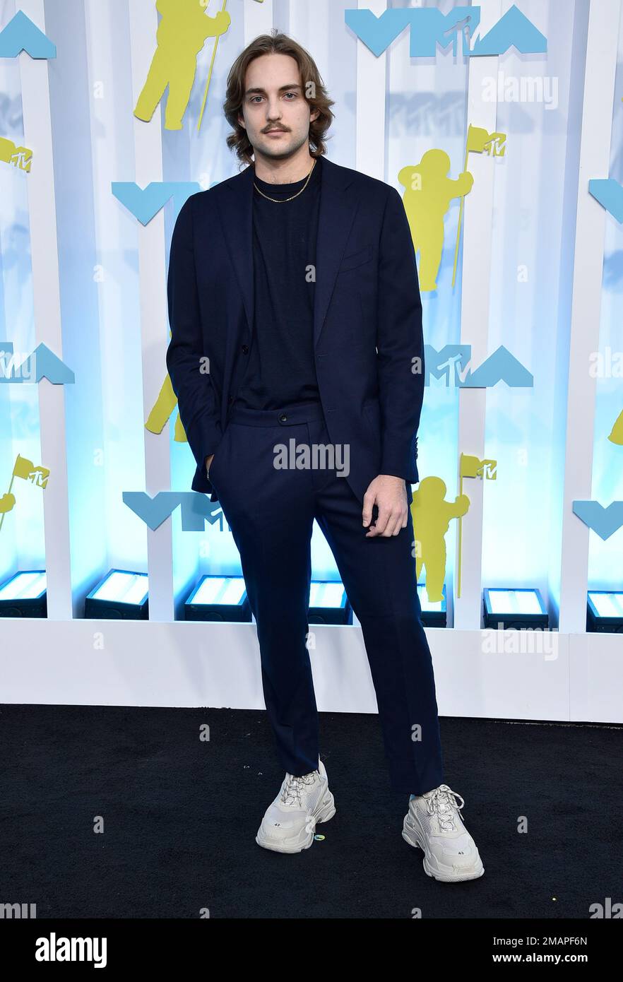 Dazy arrives at the MTV Video Music Awards at the Prudential Center on ...