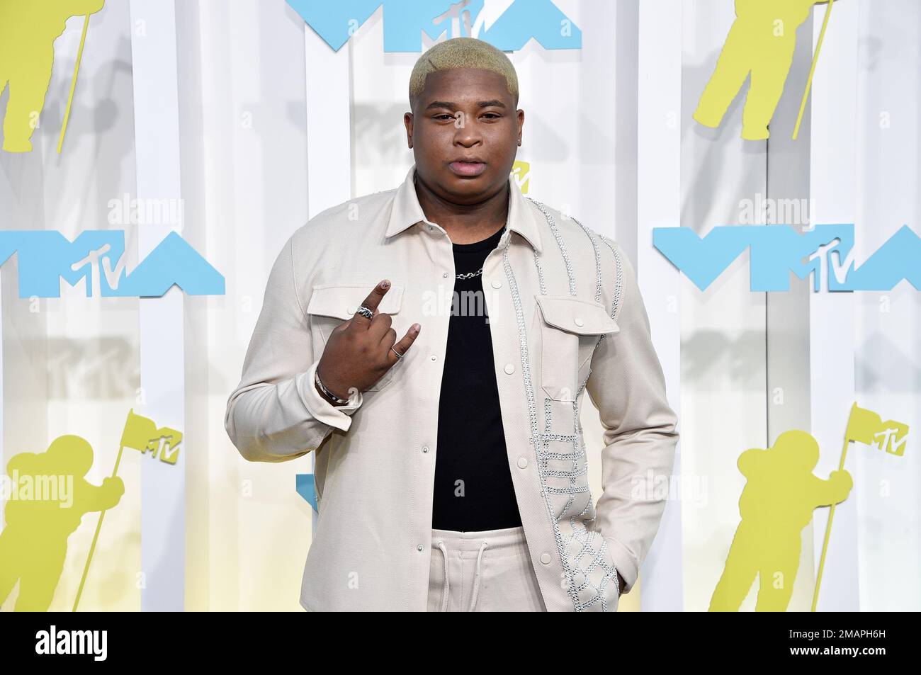 Jacob Willis arrives at the MTV Video Music Awards at the Prudential Center on Sunday, Aug. 28 ...