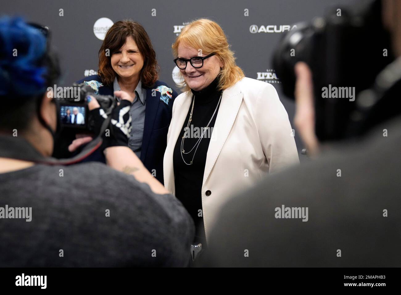 Amy Ray, left, and Emily Saliers from the Indigo Girls folk music duo ...