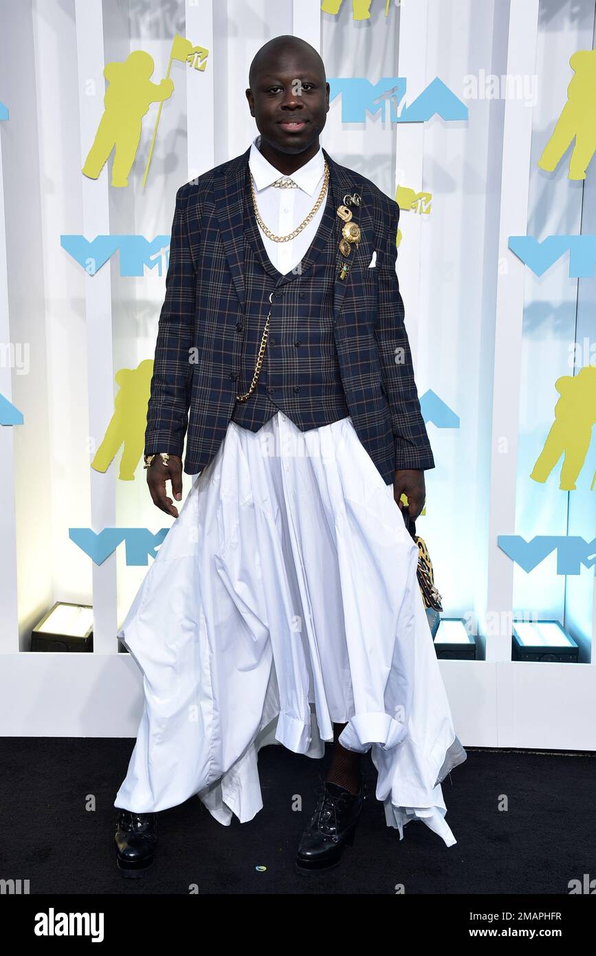 Bob the Drag Queen arrives at the MTV Video Music Awards at the ...