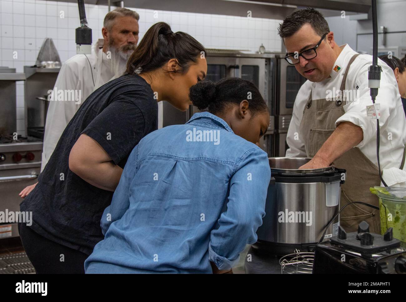 Pregnant and postpartum Soldiers had the opportunity to prepare and eat ...