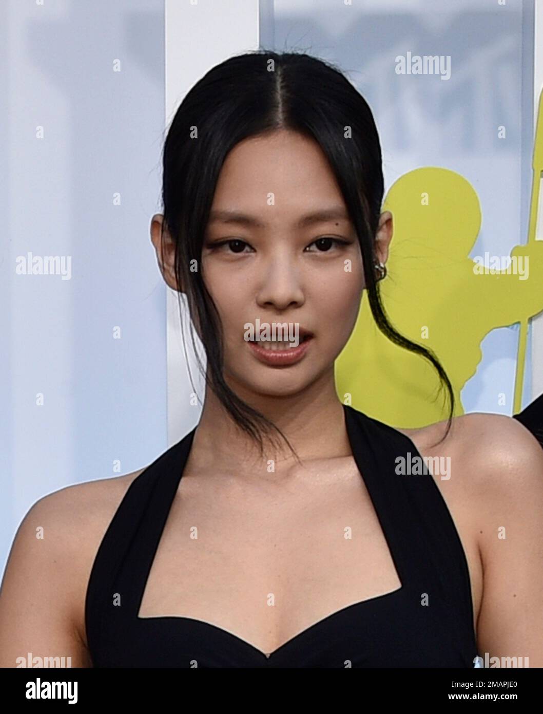 Jennie, of Blackpink, arrives at the MTV Video Music Awards at the ...