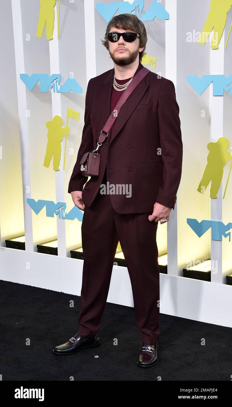 Murda Beatz arrives at the MTV Video Music Awards at the Prudential ...