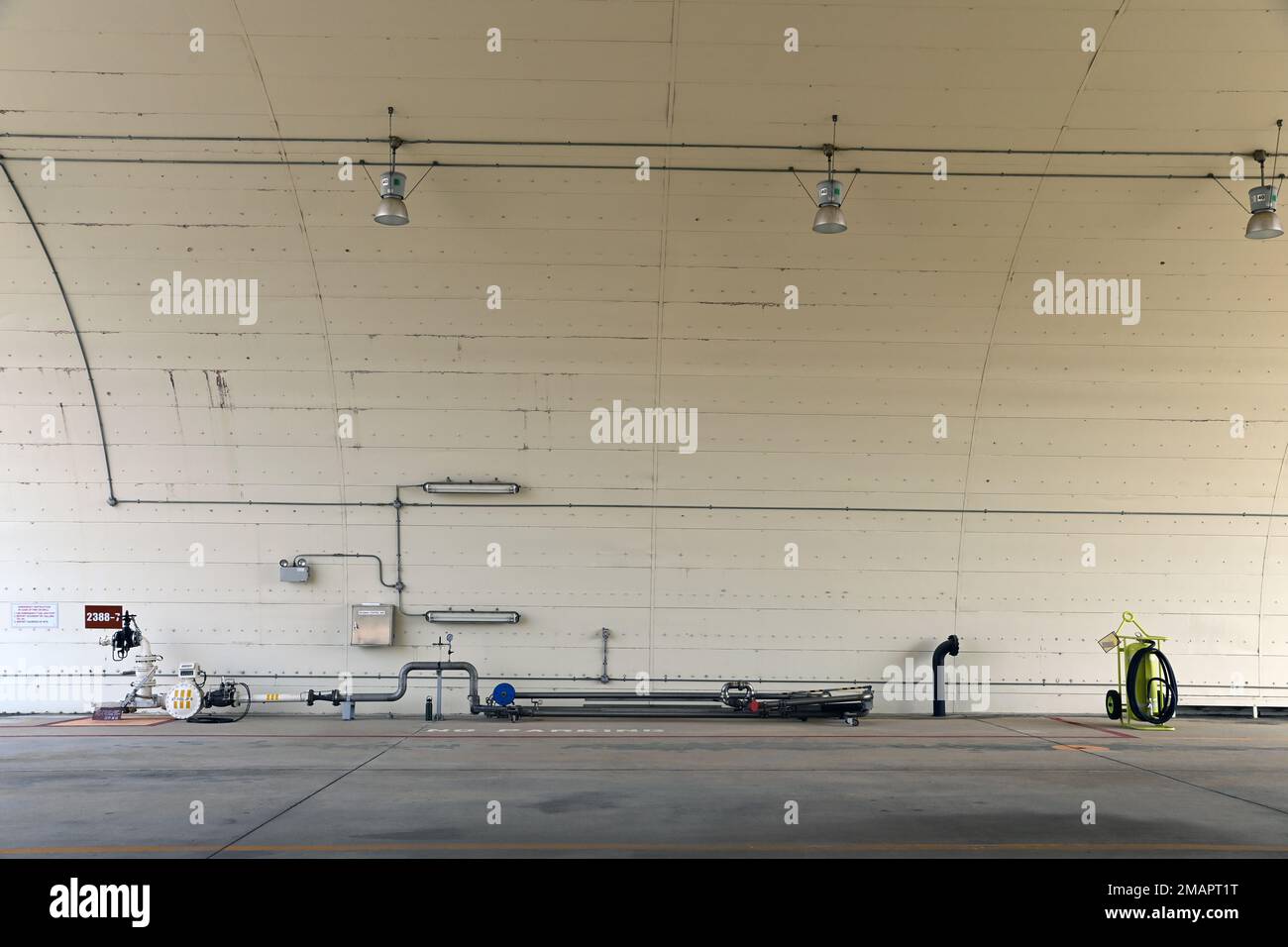 Pantograph fueling system hi-res stock photography and images - Alamy