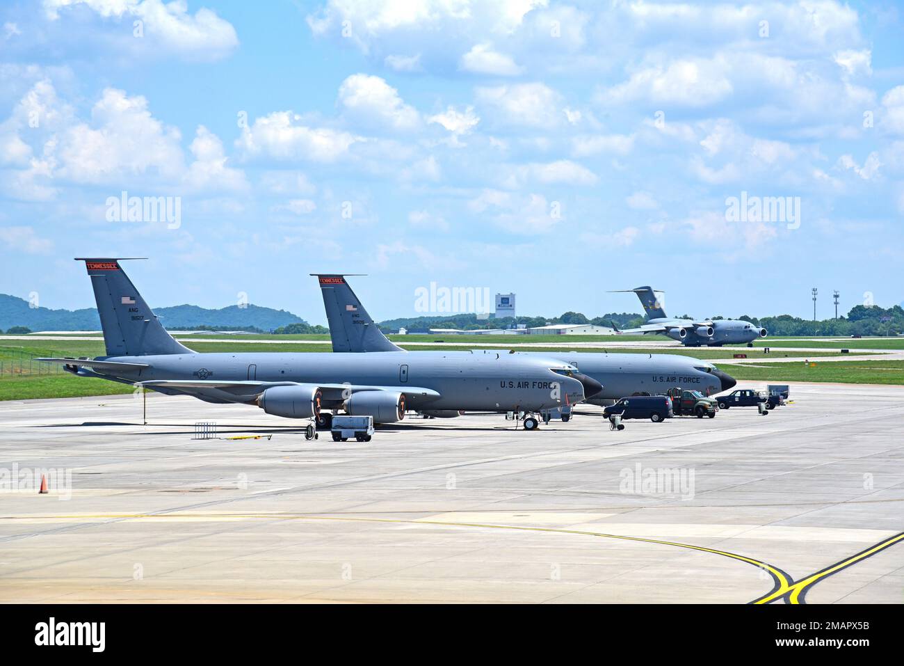 A C-17 Globemaster III cargo aircraft from Charleston AF Base, South ...