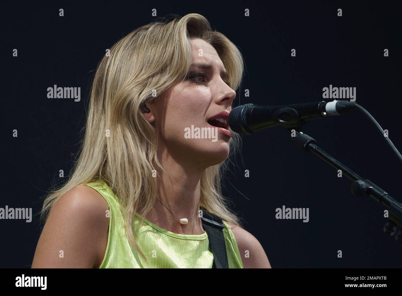 Ellie Rowsell of Wolf Alice performs at the Reading Music Festival ...