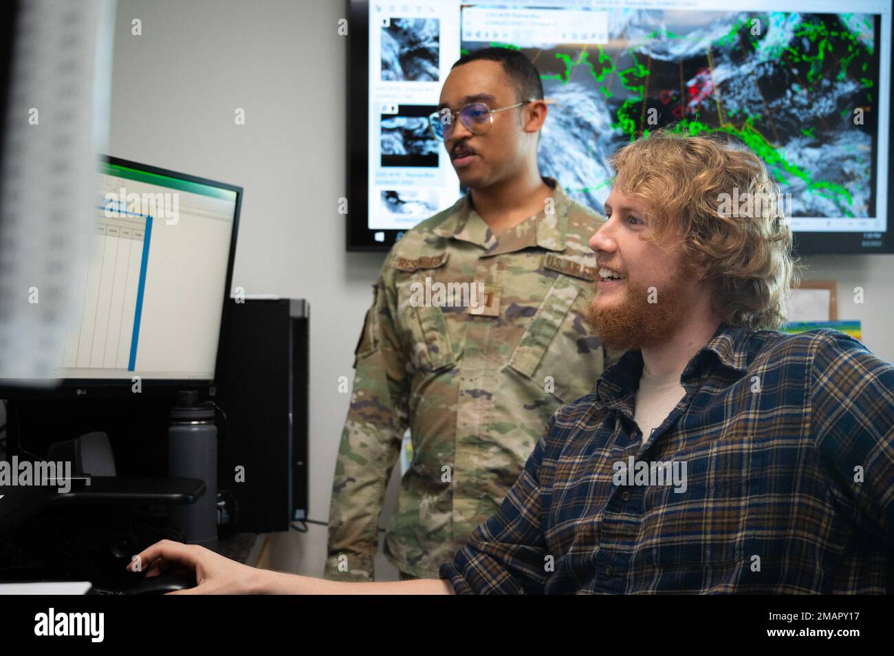 Weather satellites hi-res stock photography and images - Alamy