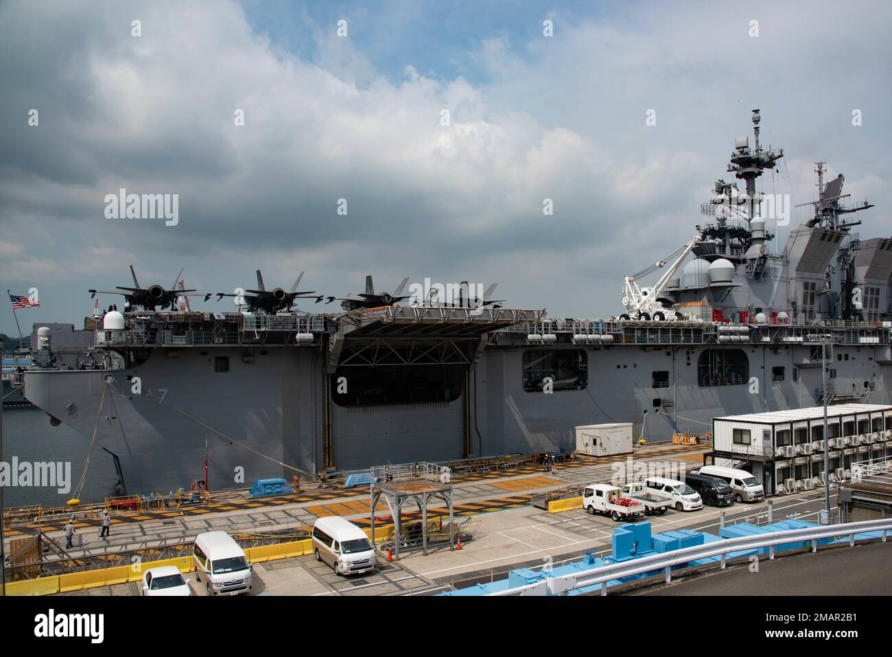 Yokosuka fleet activities hi-res stock photography and images - Alamy