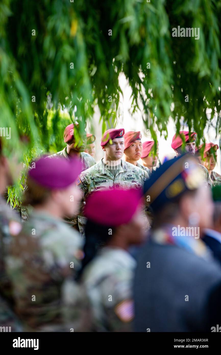Maj. Gen. Christopher LaNeve and Command Sgt. Maj. David Pitt lay ...
