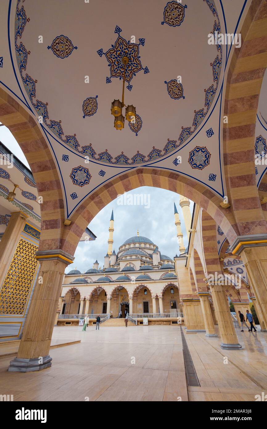 Akhmad Kadyrov Mosque officially known as The Heart of Chechnya in ...