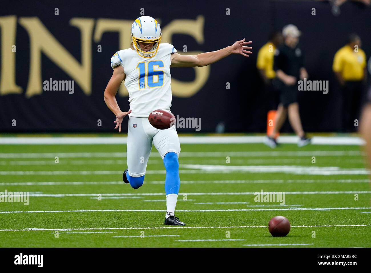 Los Angeles Chargers punter JK Scott (16) warms up before a preseason ...