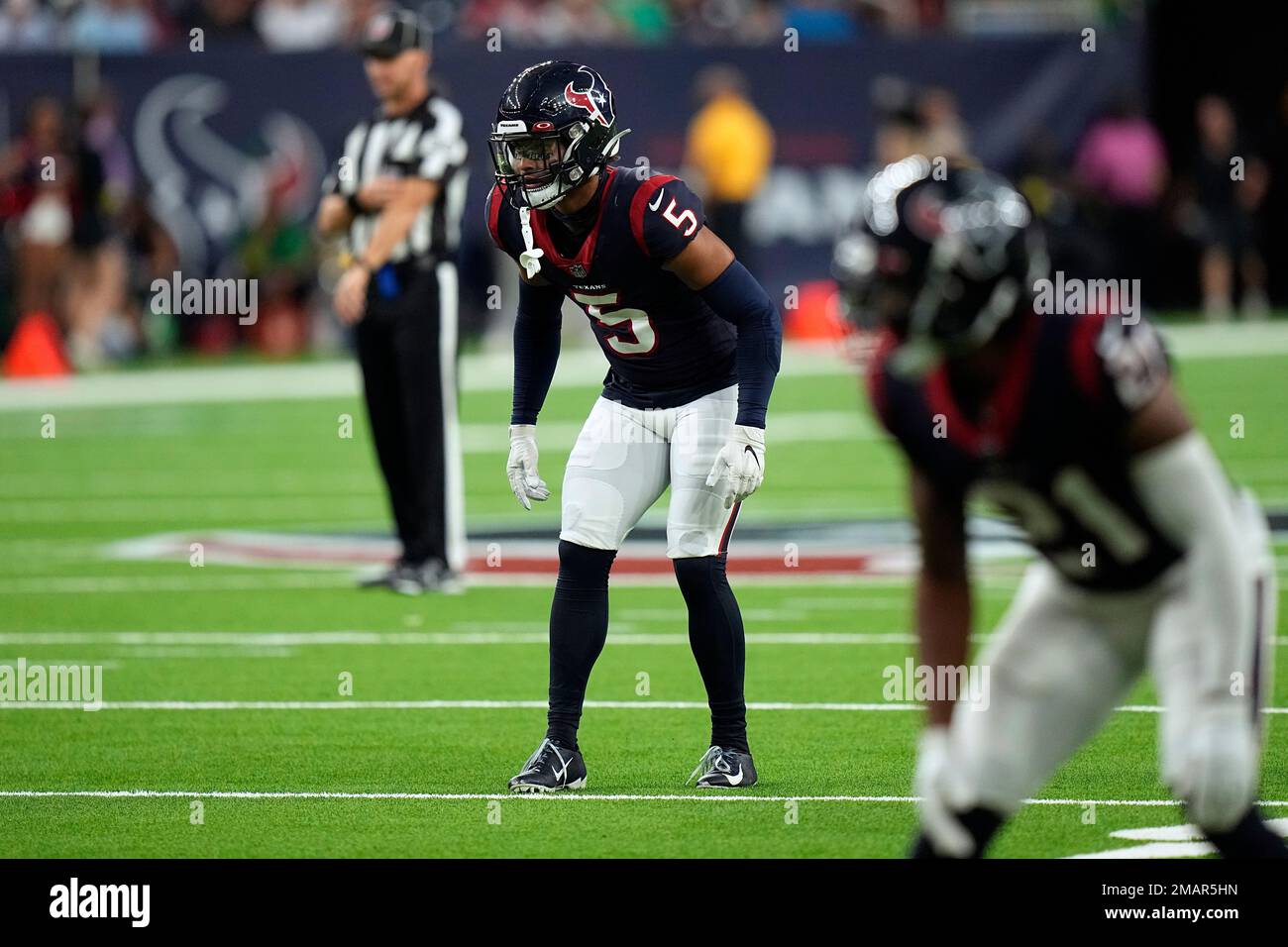 Houston Texans safety Jalen Pitre (5) defends against the San Francisco ...