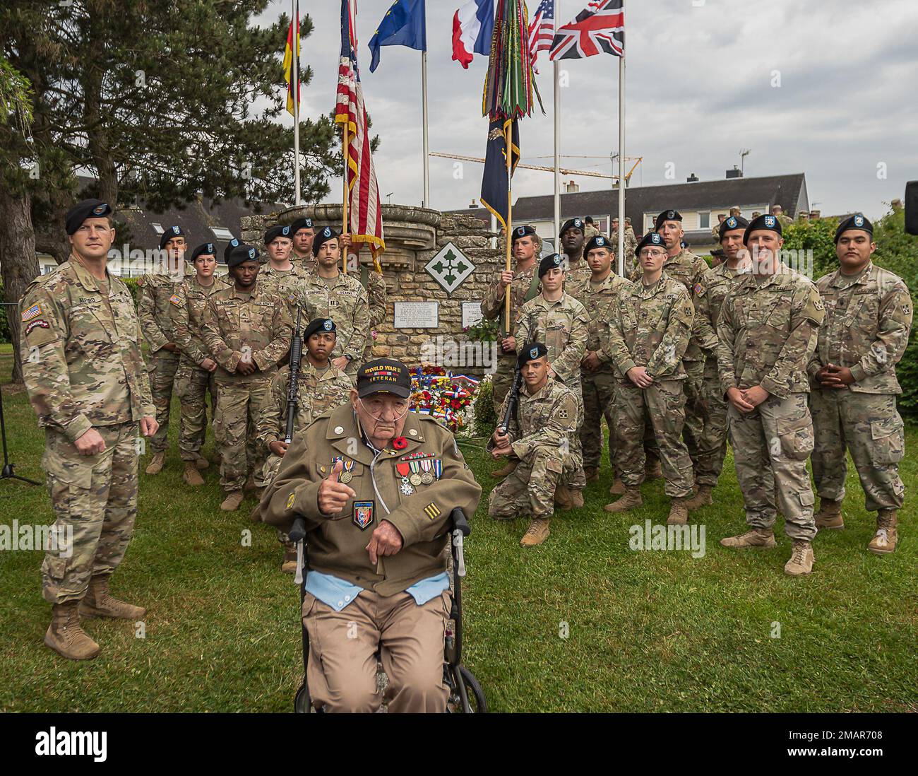 U.S. Army Soldiers from 1st Battalion, 8th Infantry Regiment, 3rd ...