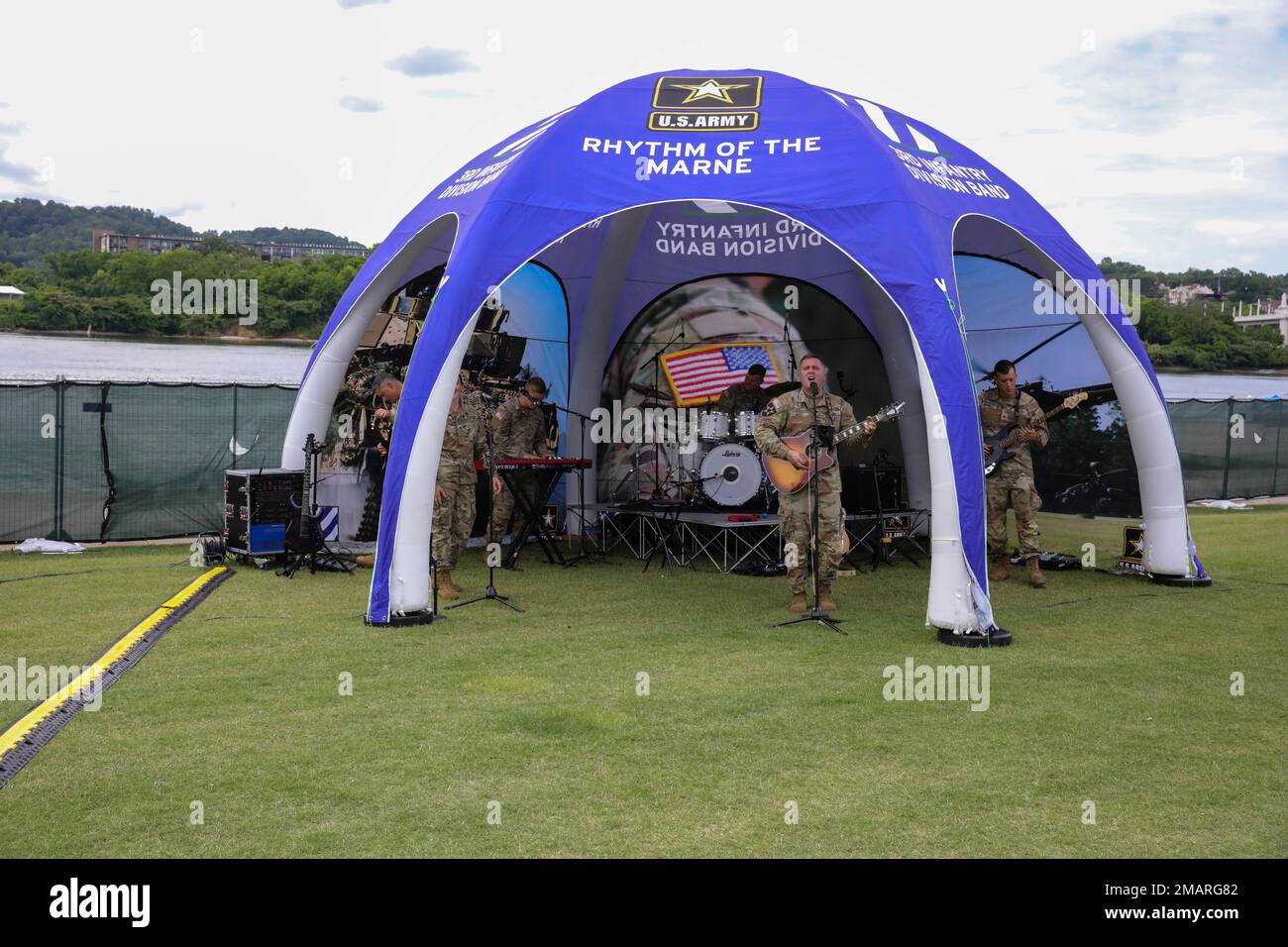 U.S. Army Soldiers from the 3rd Infantry Division band perform at the ...