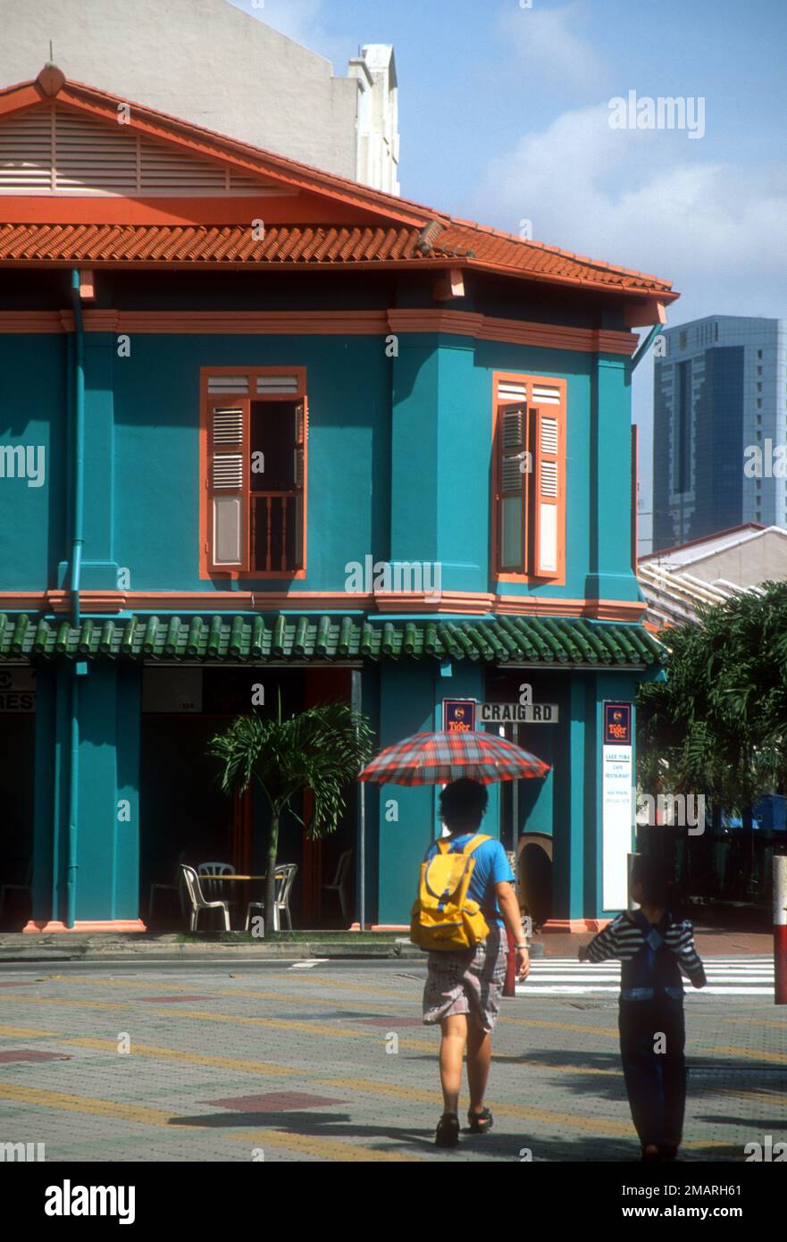Colorful shop-houses in Chinatown Singapore Stock Photo - Alamy
