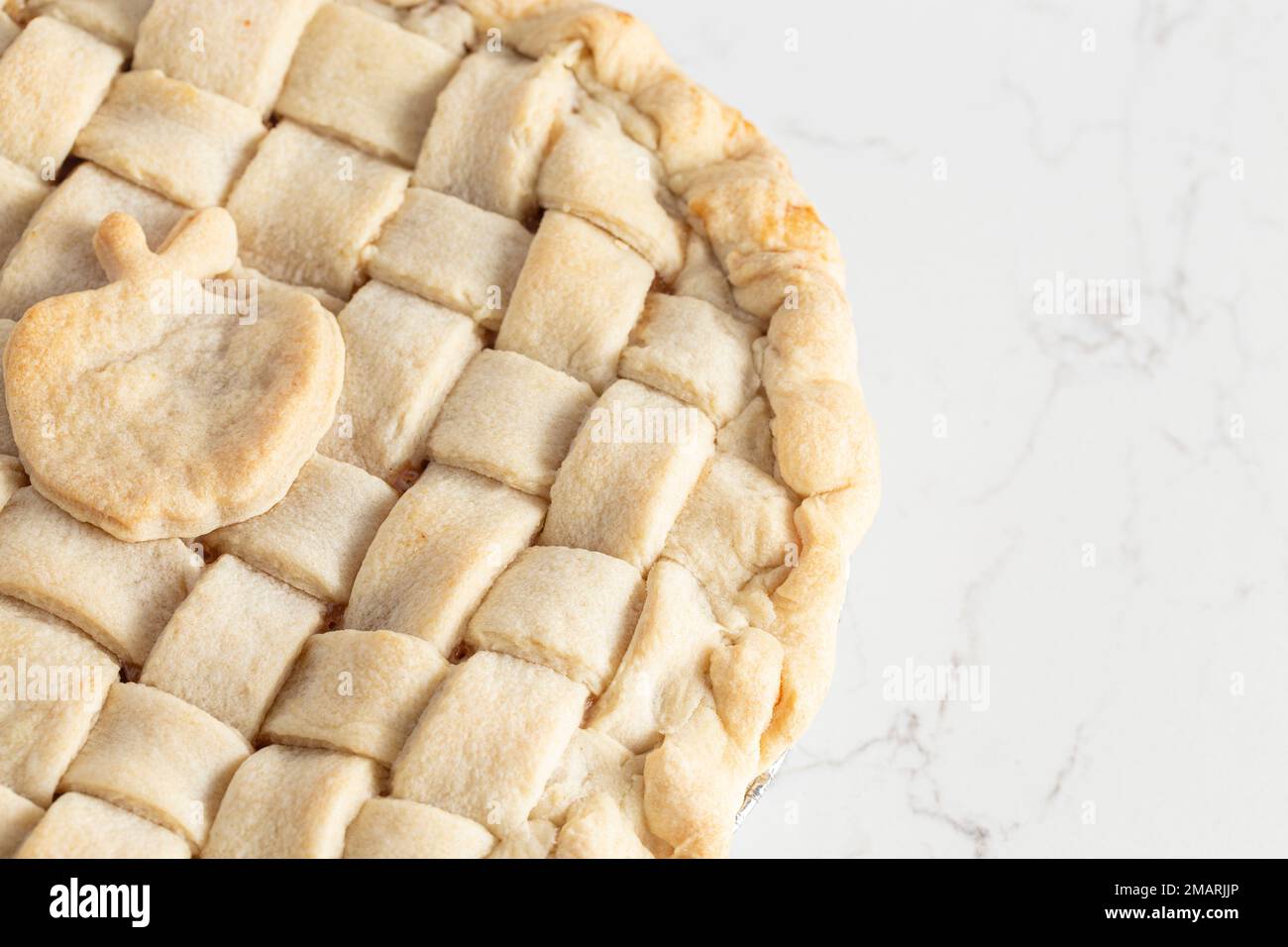 Decorative lattice crust hi-res stock photography and images - Alamy