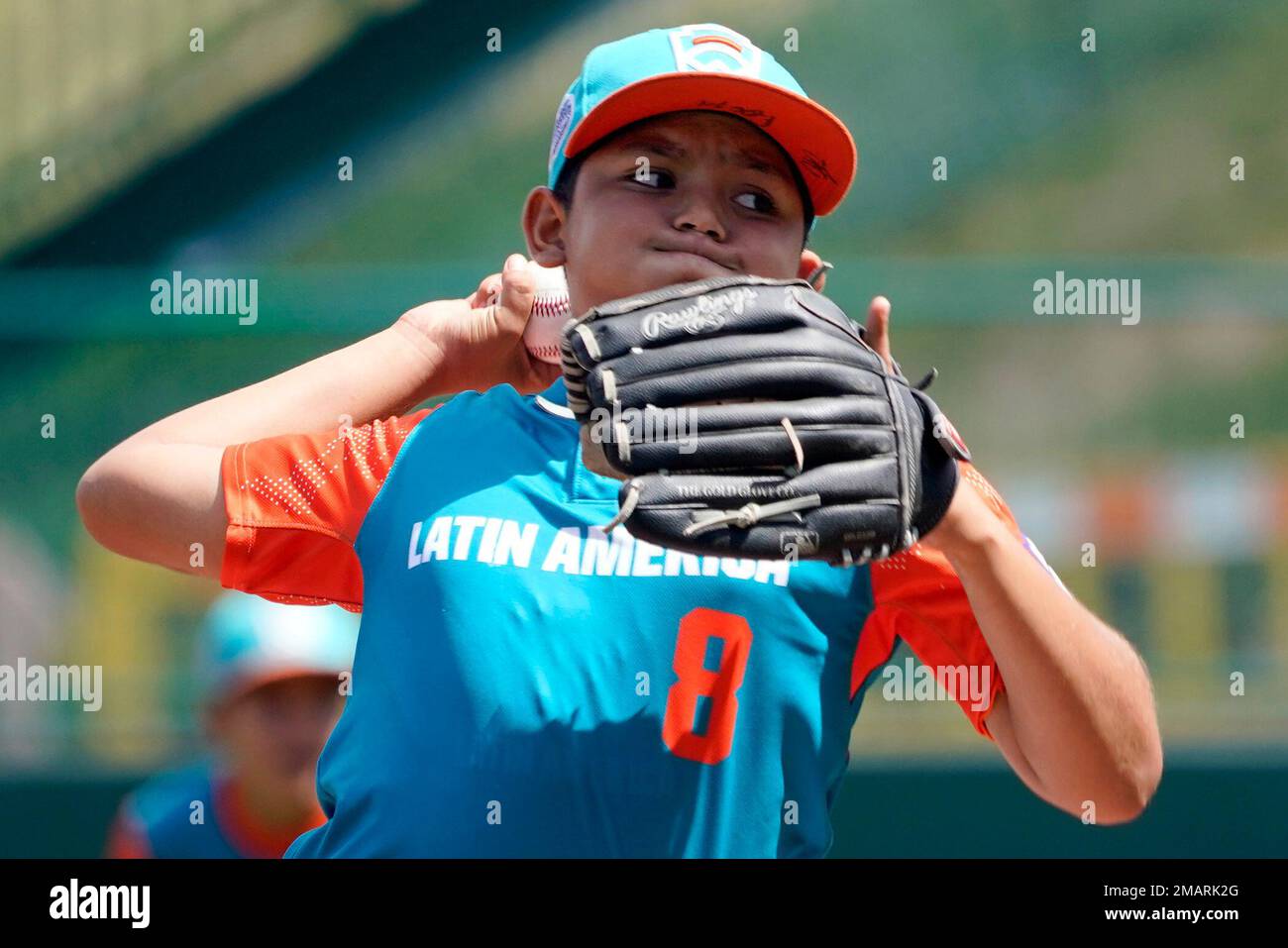 Nicaragua starting pitcher Ronny Artola delivers a pitch against Panama ...