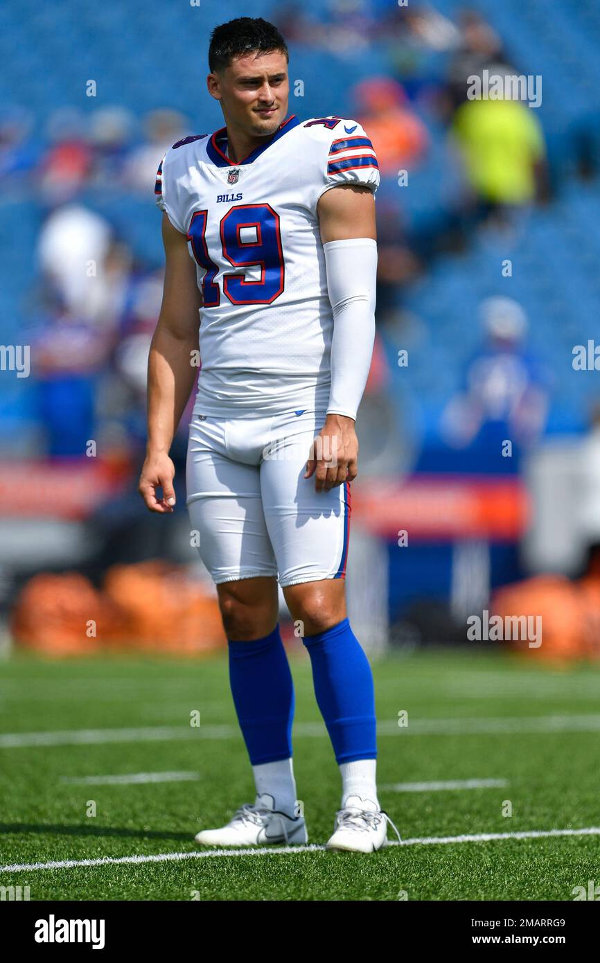 Buffalo Bills punter Matt Araiza warms up before a preseason NFL ...