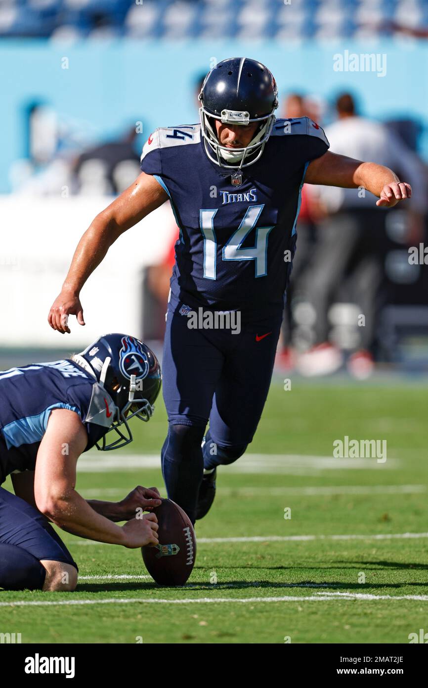 Tennessee Titans place kicker Randy Bullock (14) kicks during warmups ...