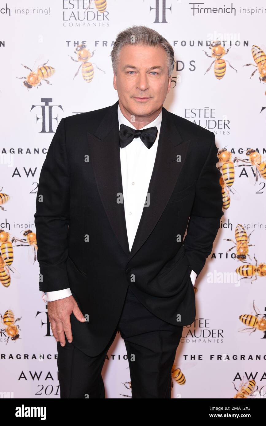 Actor Alec Baldwin attends the 2015 Fragrance Foundation Awards at ...