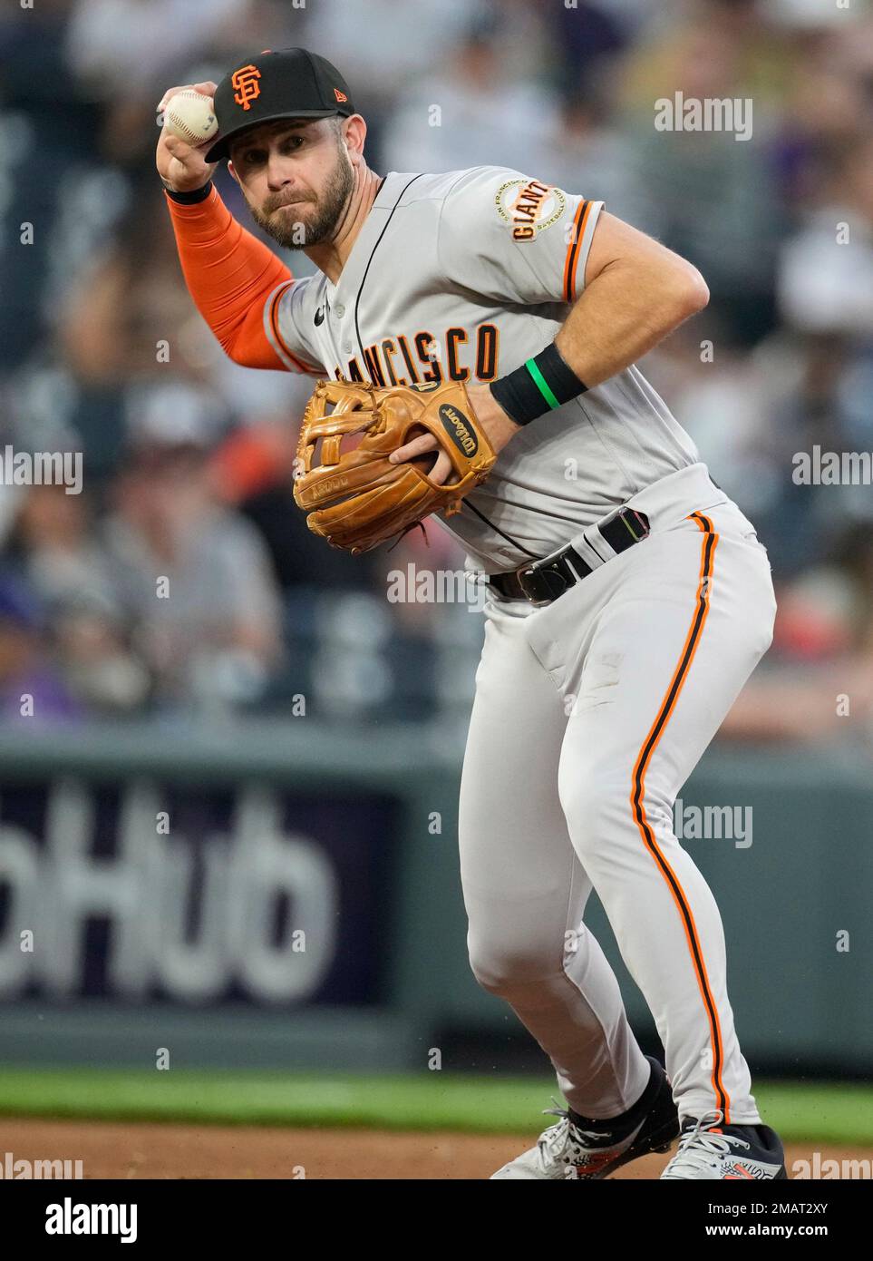 San Francisco Giants third baseman Evan Longoria (10) in the fourth ...