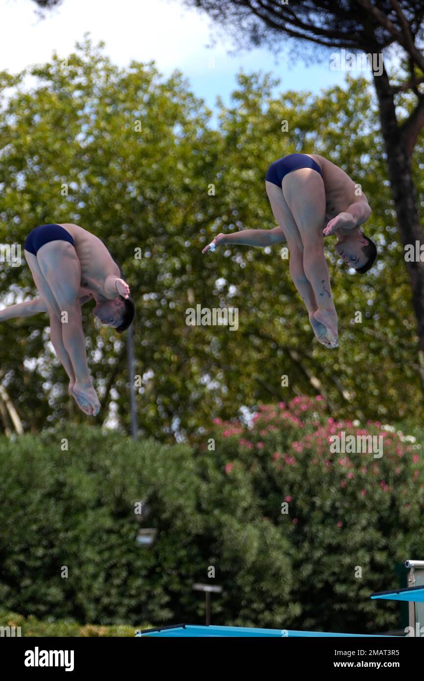 Theofilos Afthinos and Nikolaos Molavalis of Greece dive during ...
